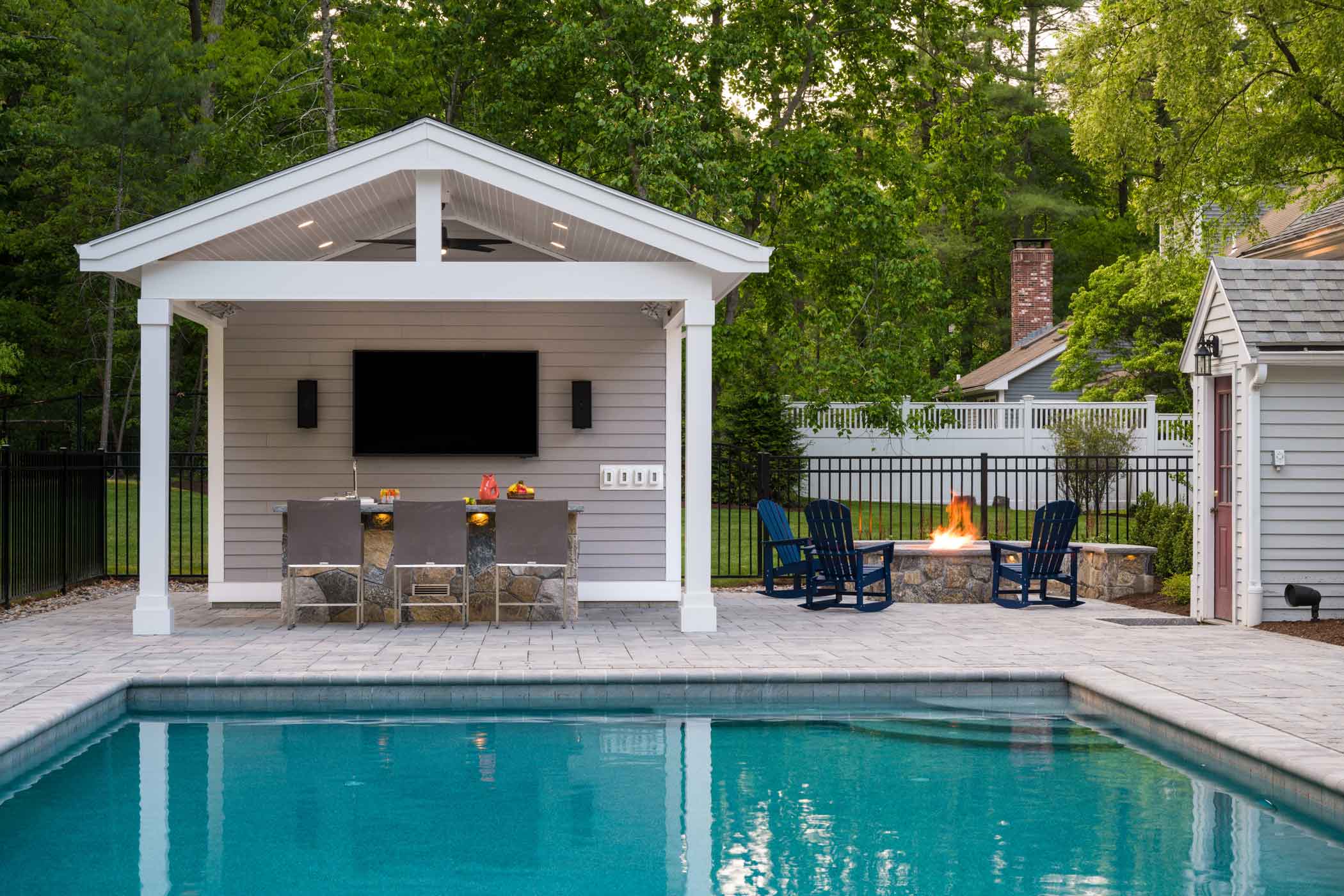 Luxury Poolside Pavilion - Luxury Pools By MF